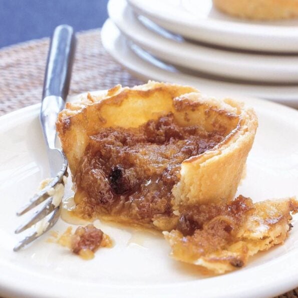 Mary Berry Banoffee Meringue Roulade - Mary Berry Recipes