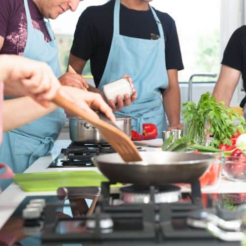 Mary Berry Marie Rose Sauce Recipe – Creamy, Tangy, and Just the Right ...