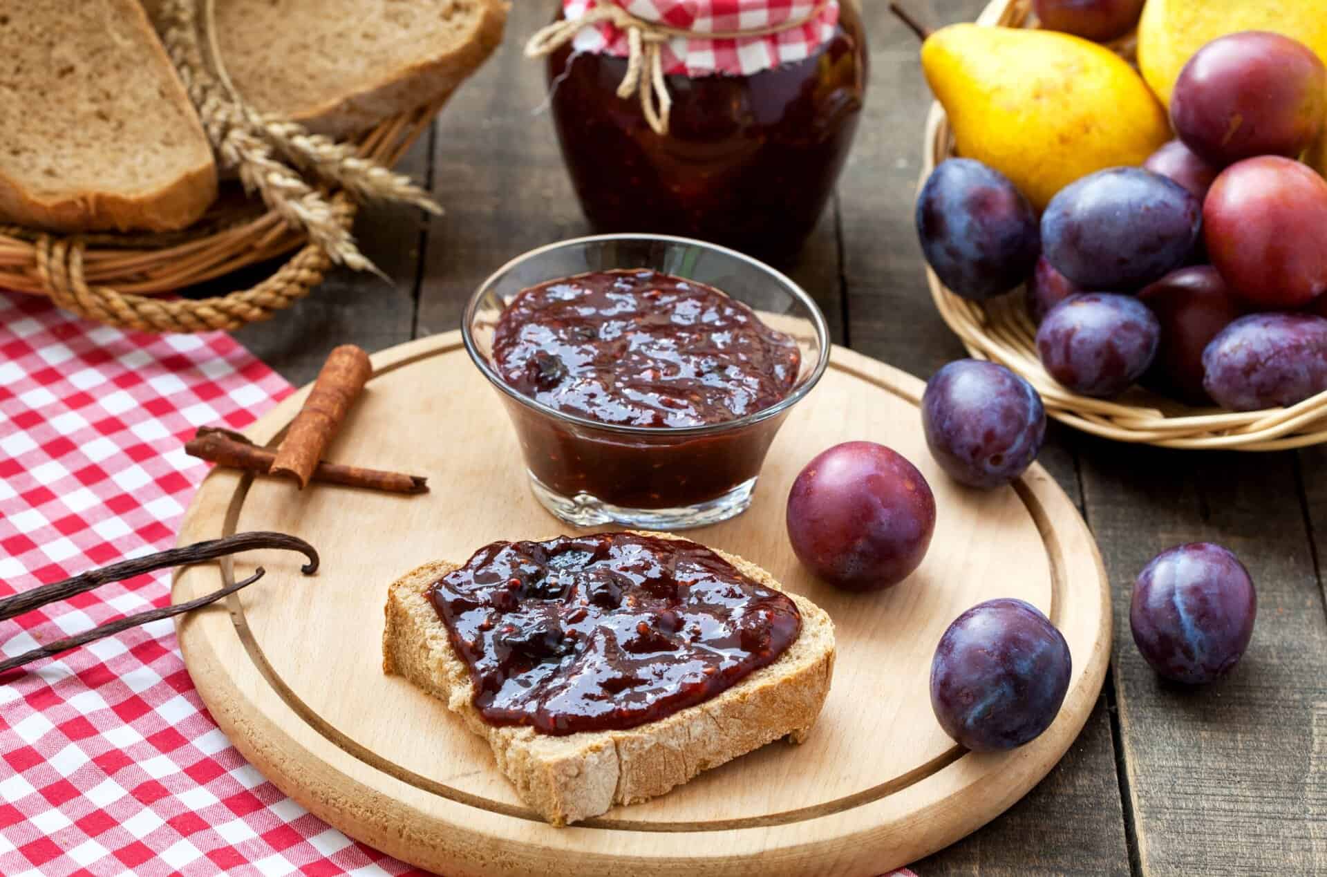 Mary Berry Plum Jam Recipe – Sweet, Tangy & No-Pectin Needed - Mary ...