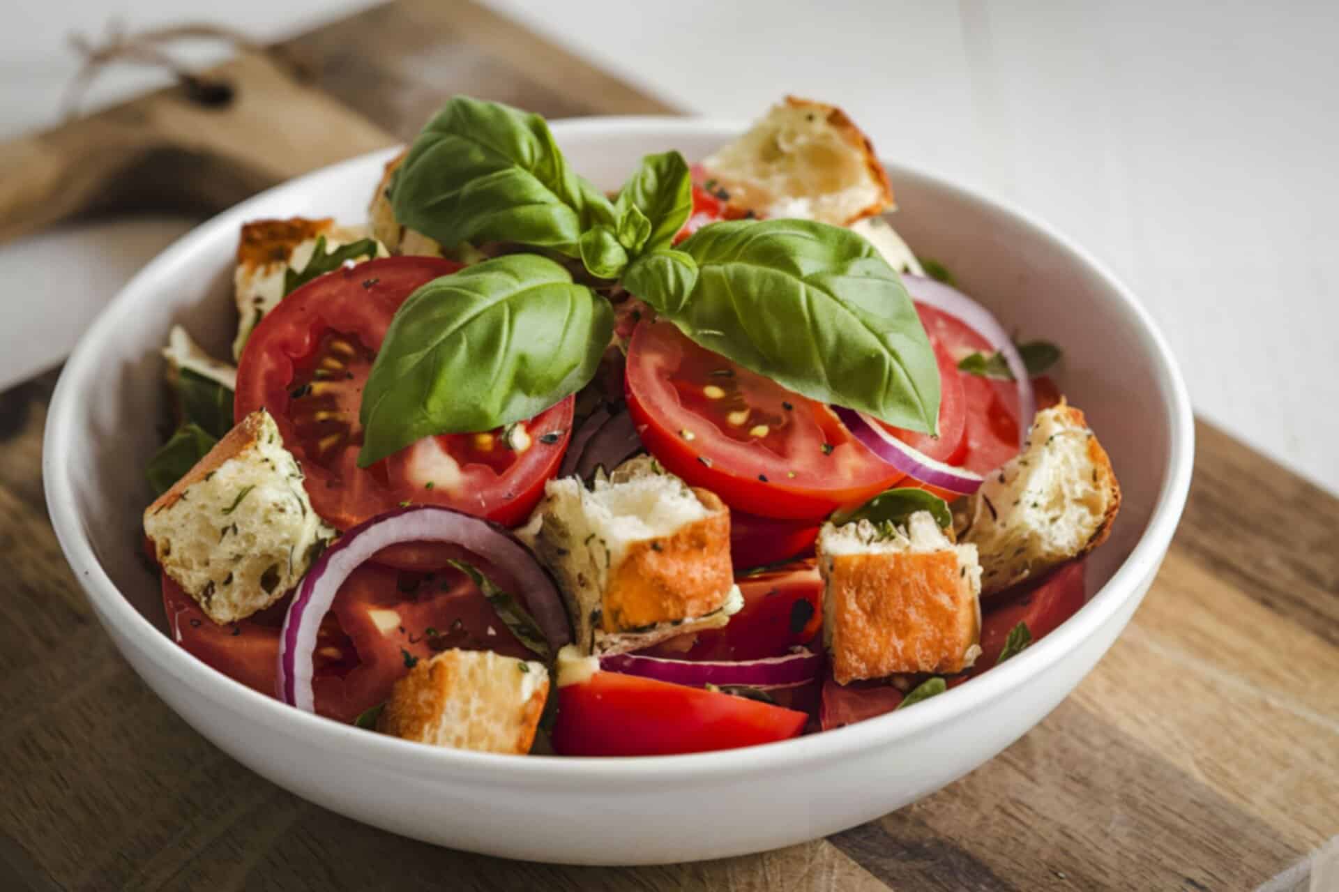 Mary Berry Panzanella Salad – Fresh, Rustic, and Perfect for Warm Days ...